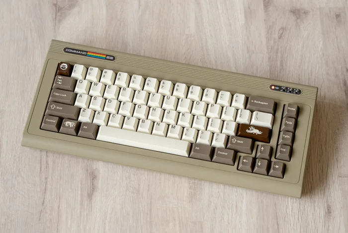 Command 65 R2 复古热插拔三模机械键盘套件 - zFrontier 装备前线