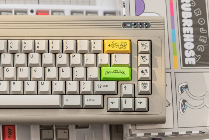 Command 65 R2 复古热插拔三模机械键盘套件 - zFrontier 装备前线