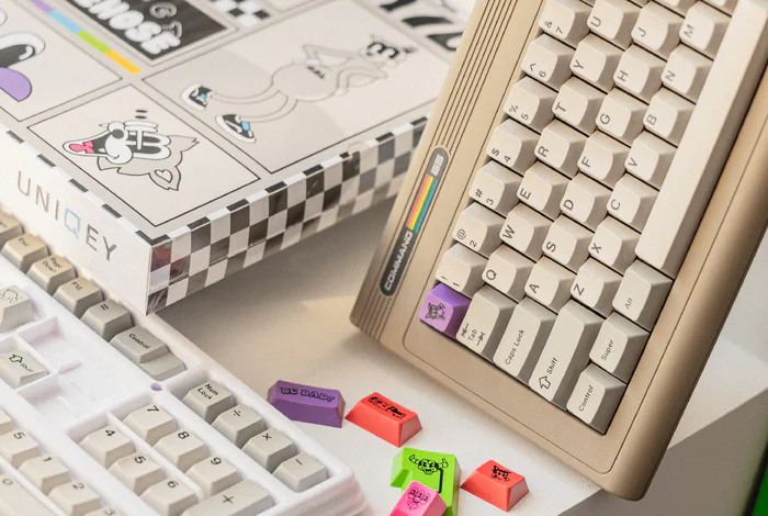 Command 65 R2 复古热插拔三模机械键盘套件 - zFrontier 装备前线