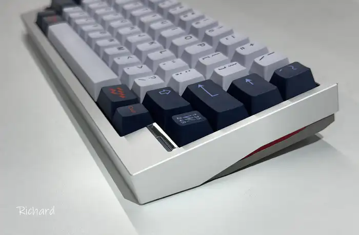 SilverRed Wraith 60：重燃激情 - zFrontier 装备前线