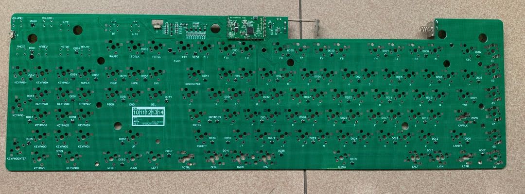 请问键圈大佬们 罗技G613有没有直接能替换的pcb 不需要那… - zFrontier 装备前线