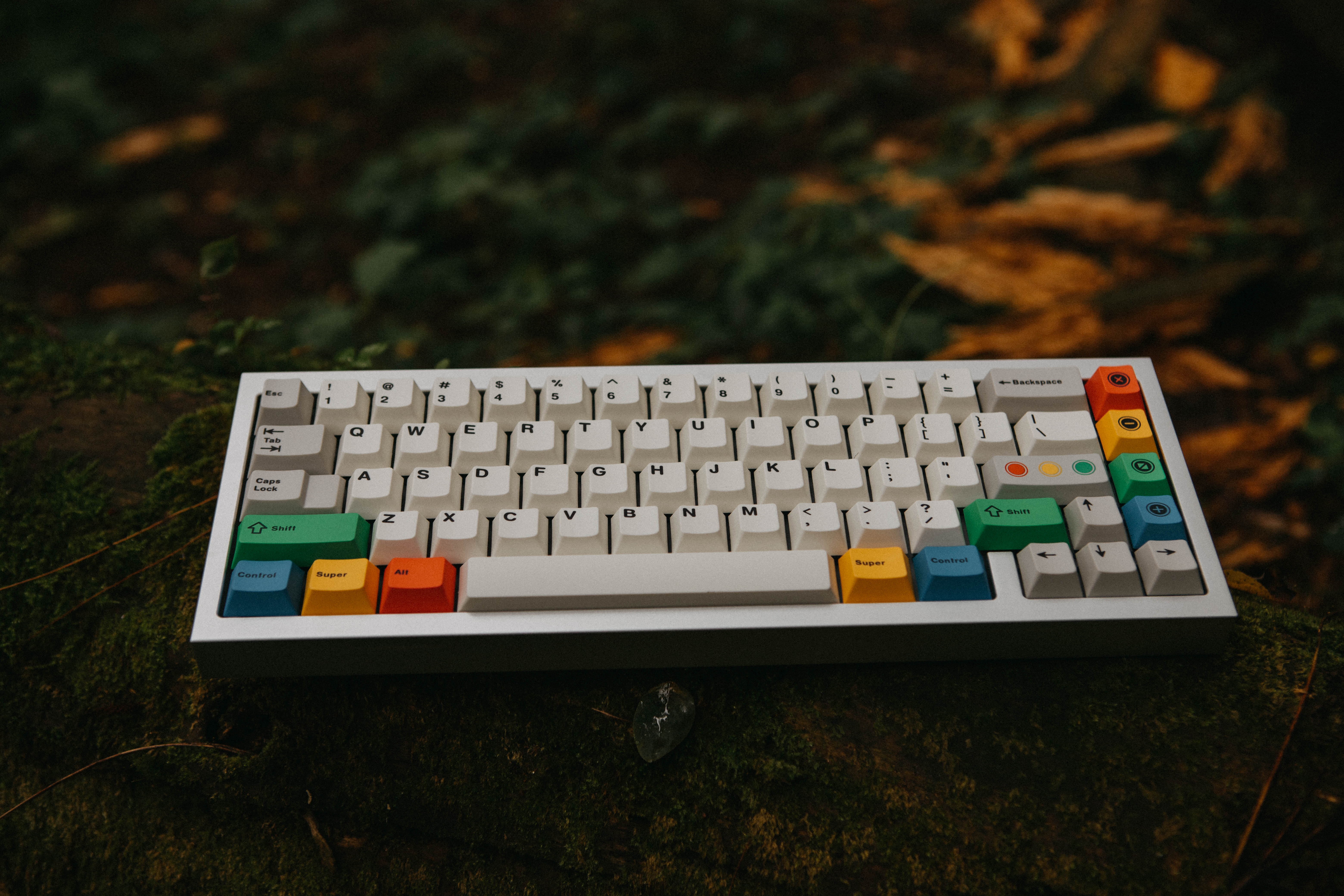 MW Retro Lights + qk65 - zFrontier 装备前线