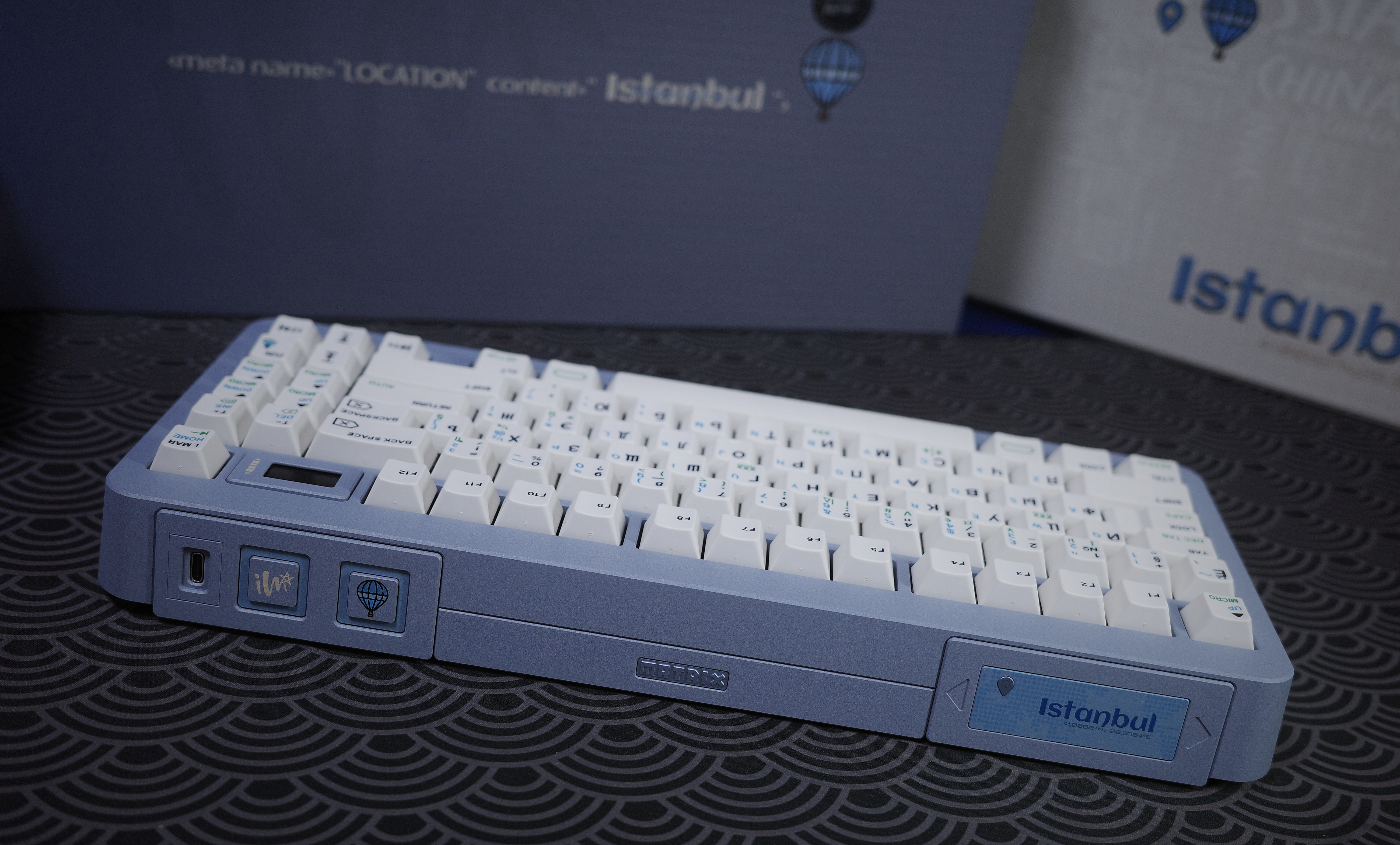 Matrix meta75 灰蓝 伊斯坦布尔 纯纯的科技与狠活 这颜色到手属实惊艳 百看不厌 实物比照片更美 就这么静静的抚摸着它 ...