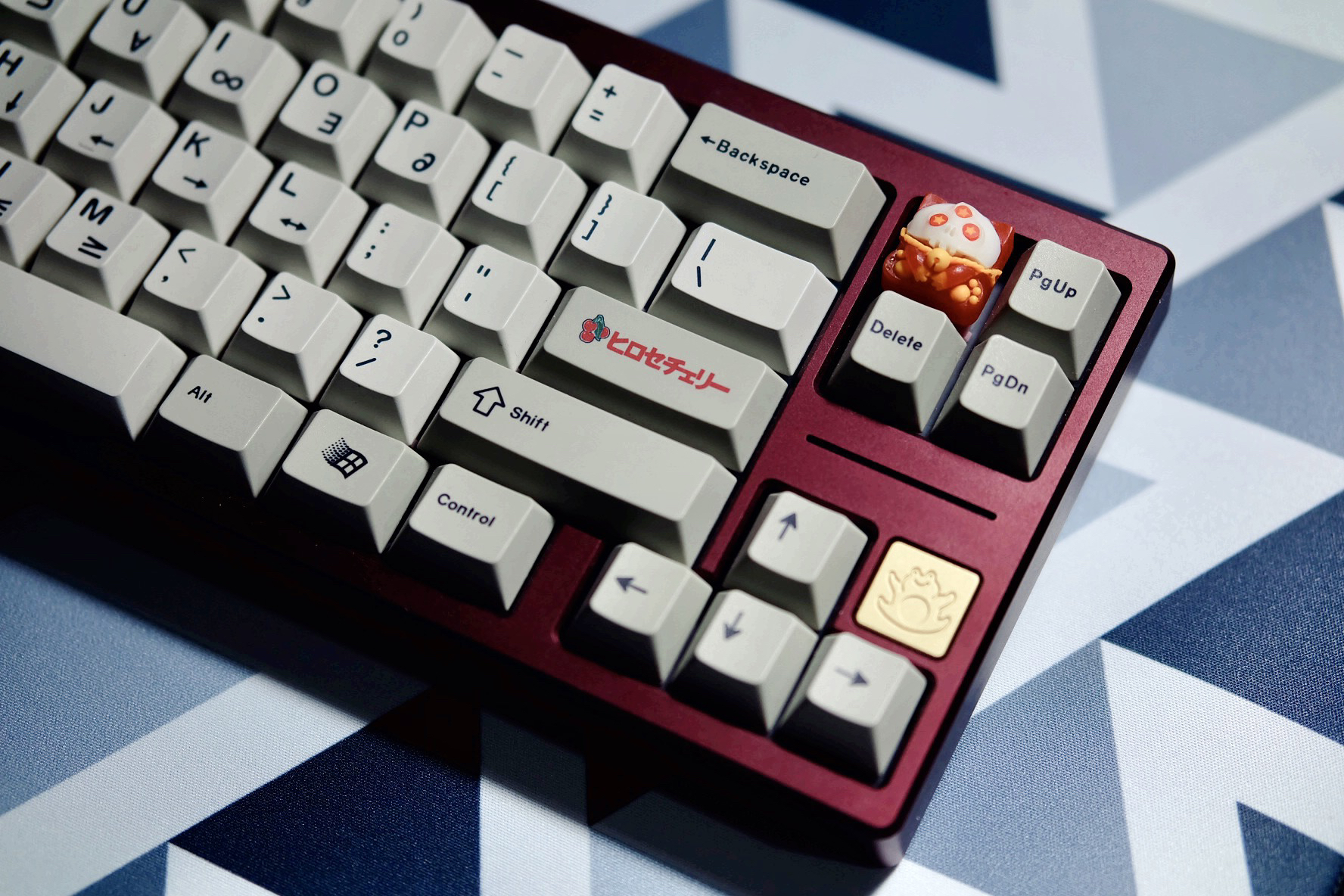 This is my keyboard, it's called HY68 - zFrontier 装备前线