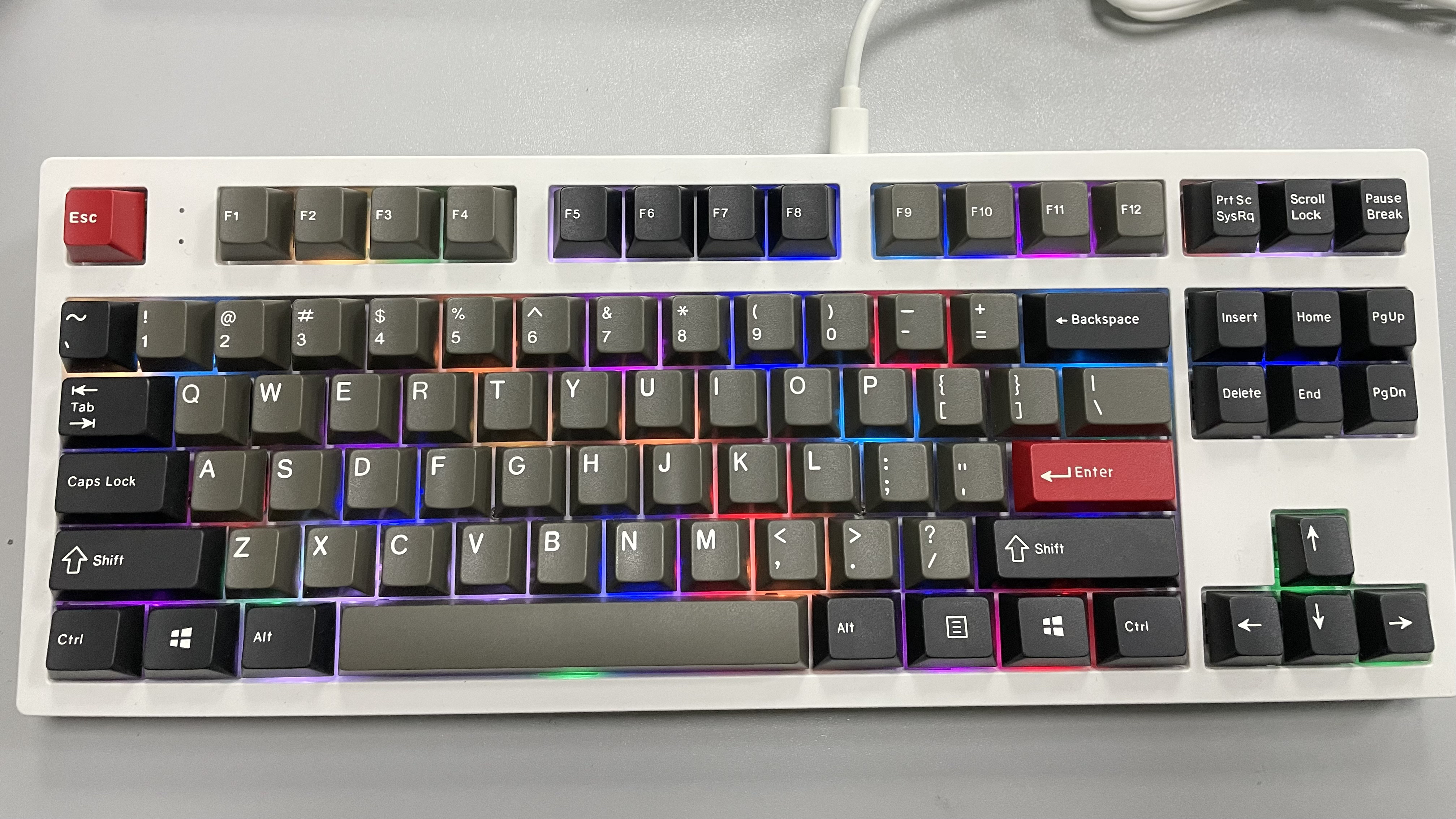 第一把客制化键盘 Mk870 Zfrontier 装备前线