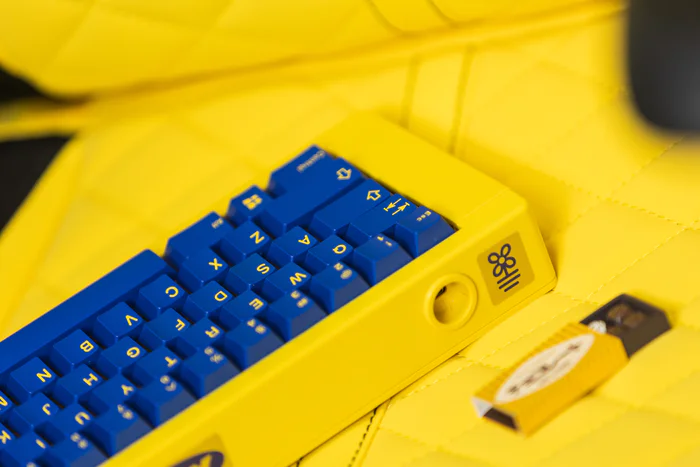 JTK iKey 蓝黄对比色键帽 - zFrontier 装备前线