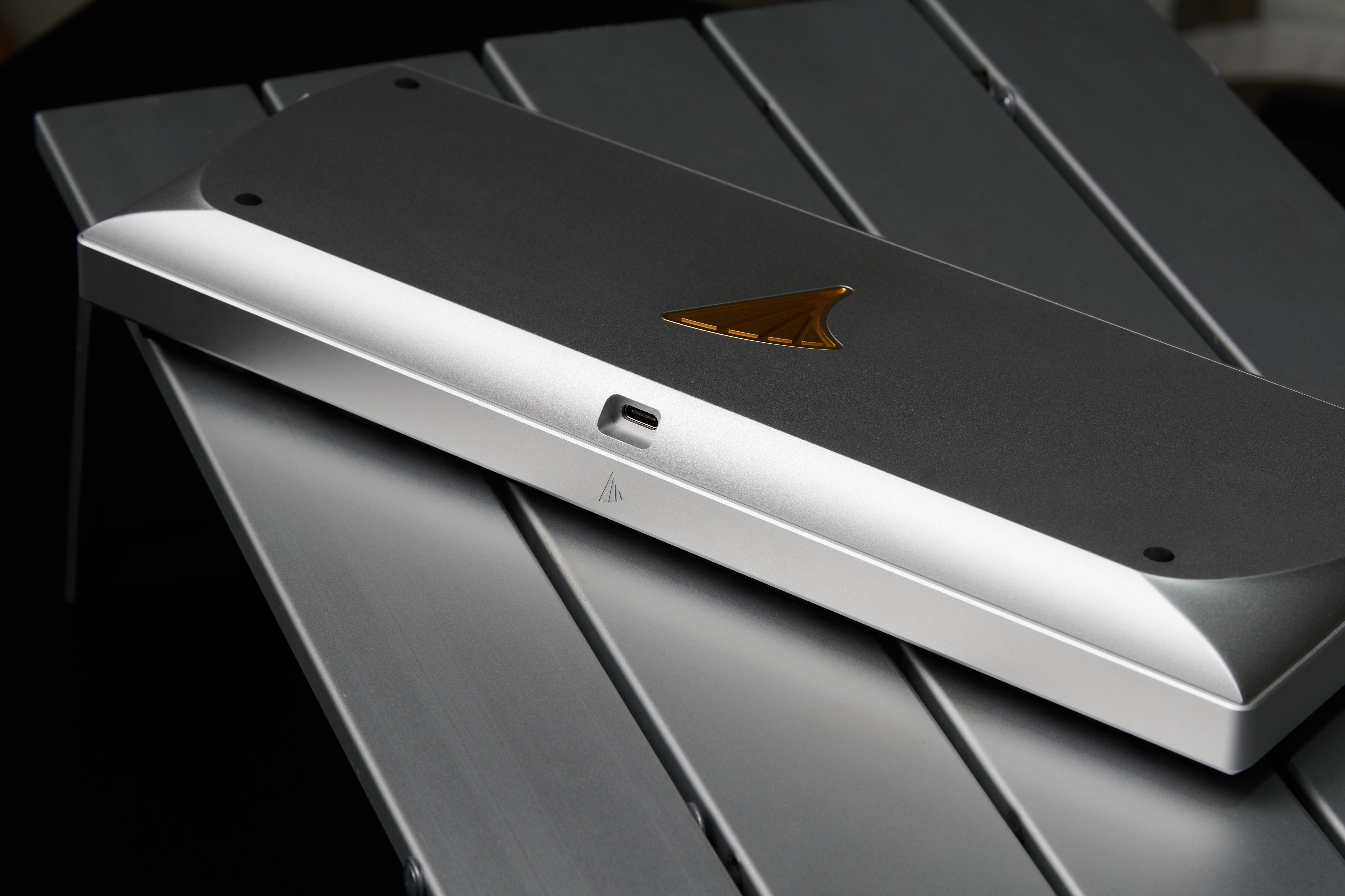 ARC60_HHKB_皓月银 - zFrontier 装备前线