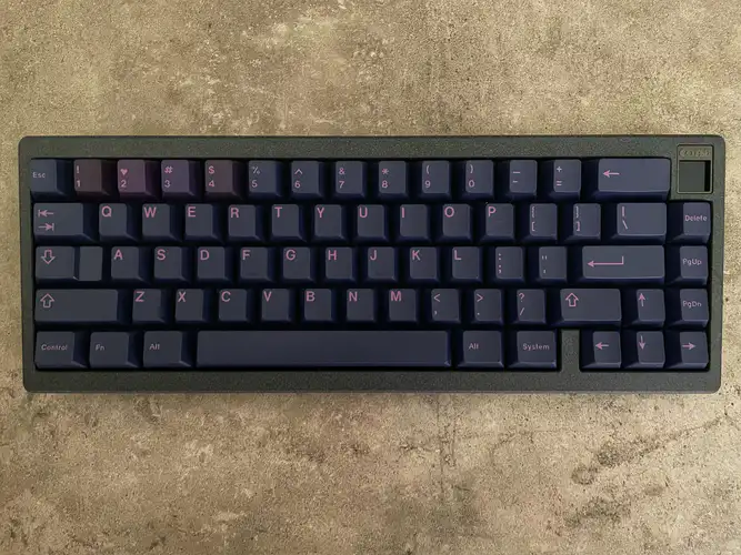 Matrix Corsa陨石灰/GMK Rouge 胭脂太好看啦，手残设备差，拍不出实物十分之一的美！ - zFrontier 装备前线