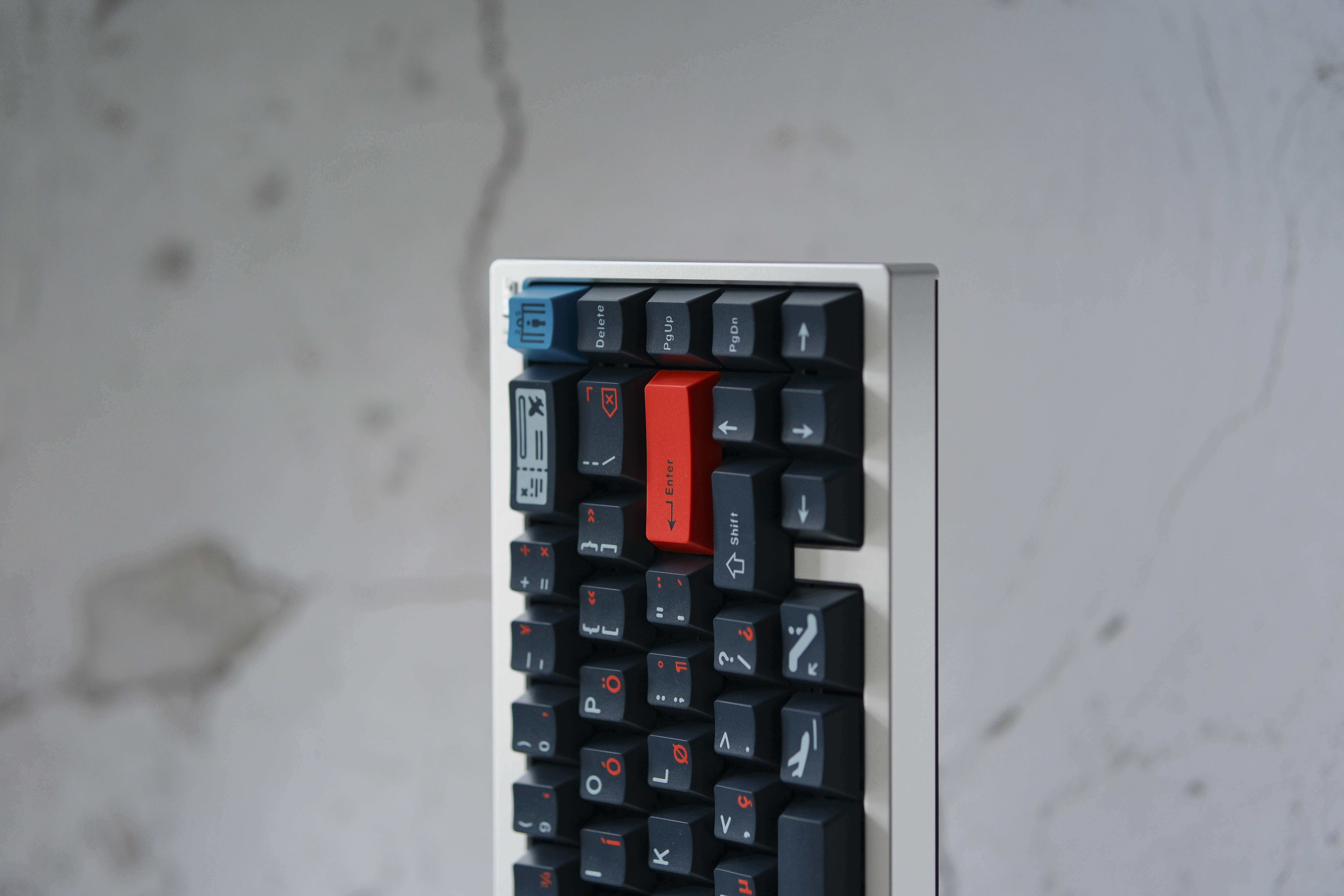 Fasten your seatbelt:JTK Flight - zFrontier 装备前线