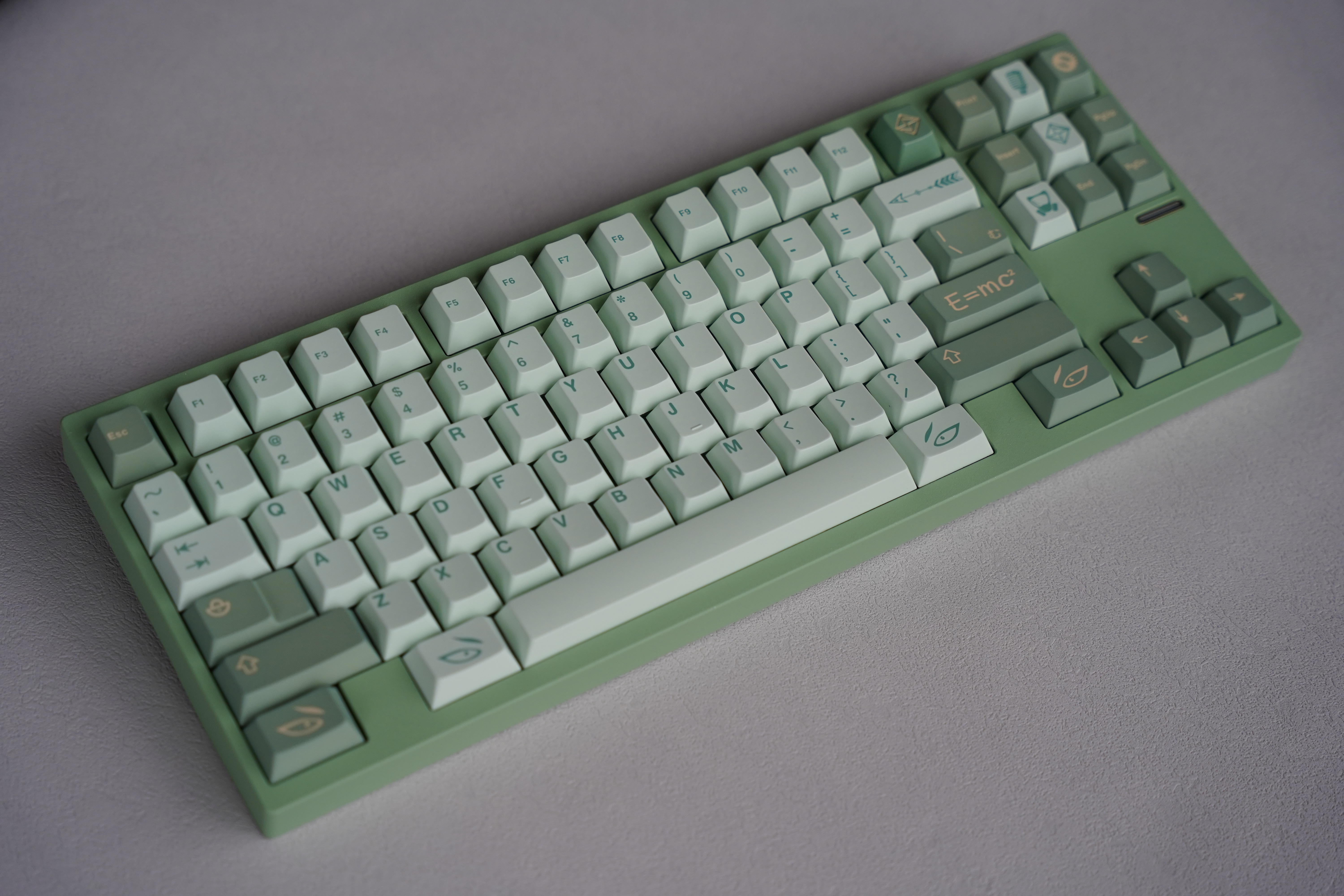 MW Stone Age，让我们来一绿到底吧！ - zFrontier 装备前线