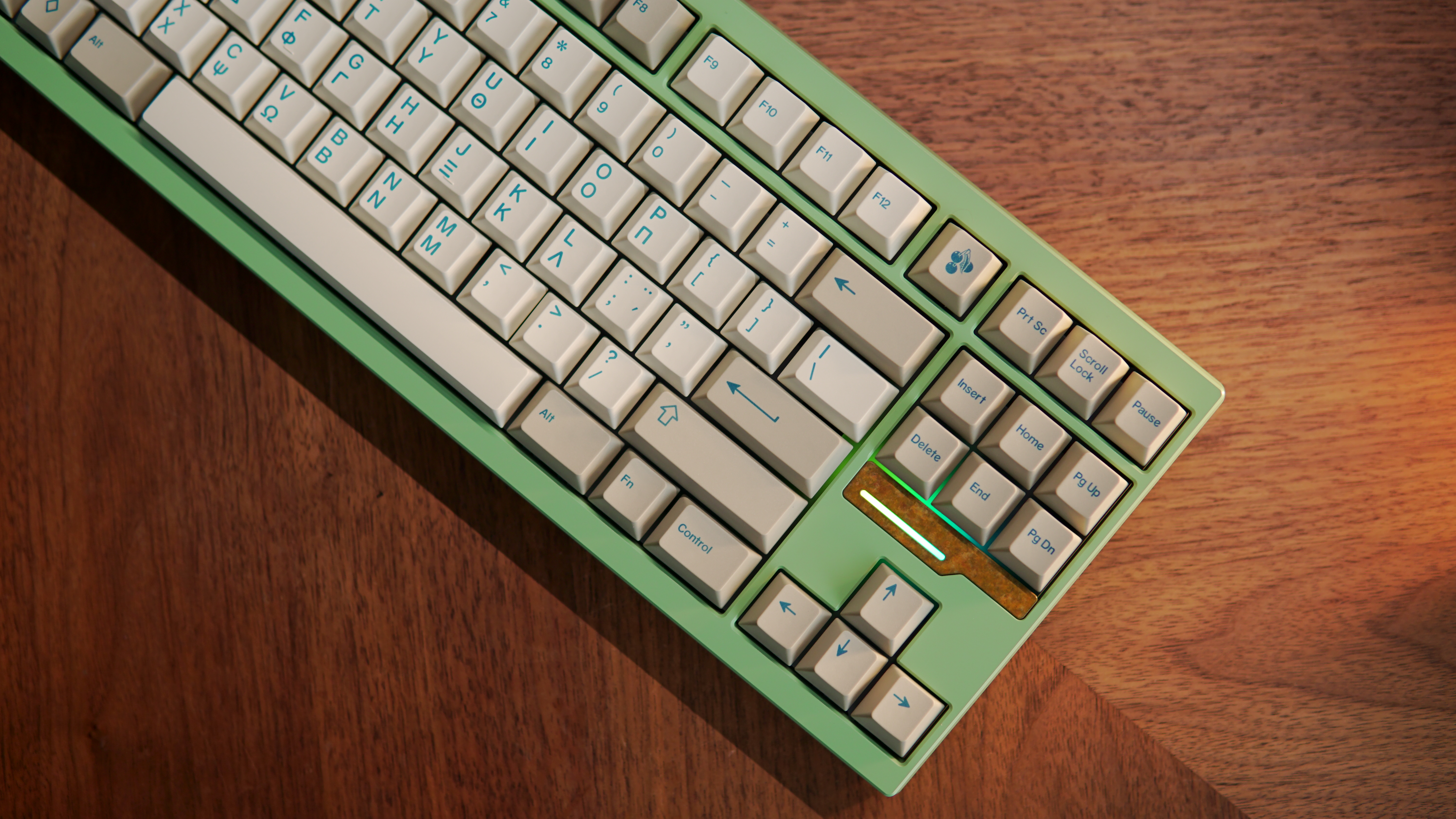 【GB】Tech Bear—TB8-TKL - zFrontier 装备前线