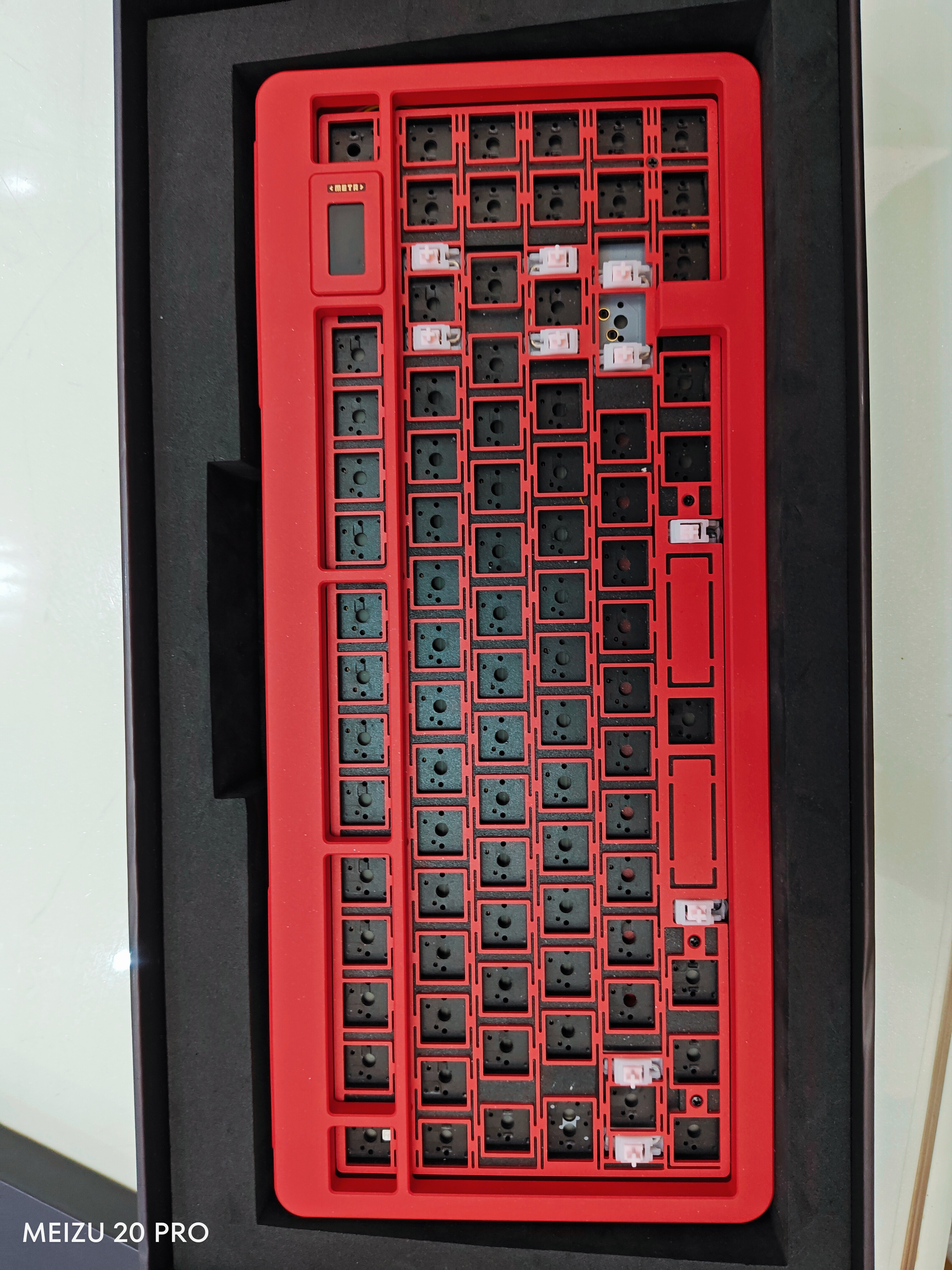 年轻人的第一把妹吹 Matrix meta75签到，第一次摸着这个触感，舒服啊 - zFrontier 装备前线