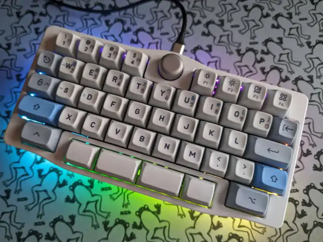 目测二月份会有一波30小键盘重磅来袭！ - zFrontier 装备前线