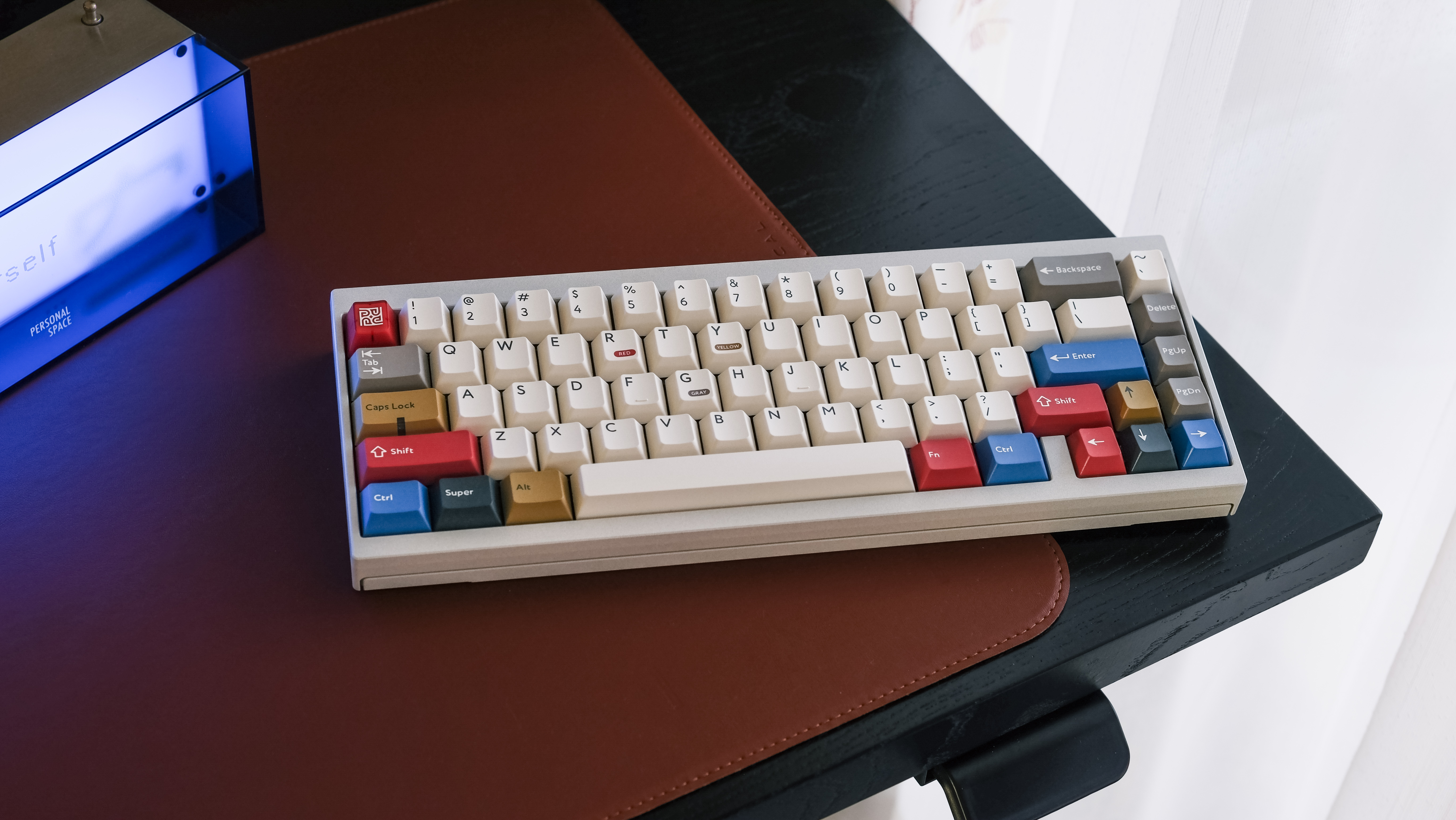 QK 65% V2 Classic Retro White - zFrontier 装备前线