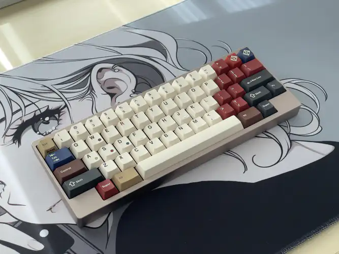 Neo 65 Cu x Keykobo Retro Mixed Lights r2 第二弹 灰金 x 白混灯 本来我已经可以满足地似了，但我 ...