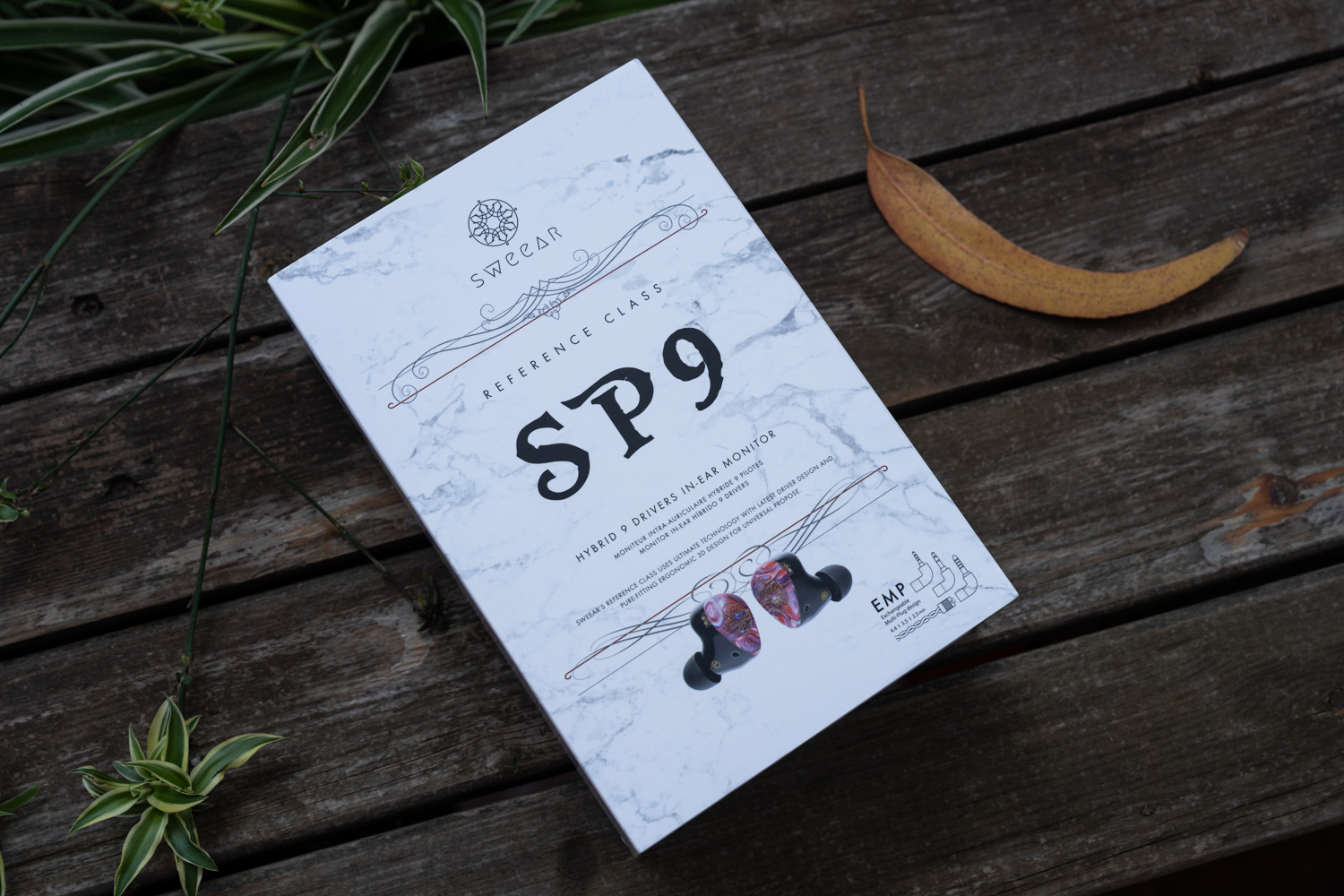 SWEEAR SP9：好听的“草莓牛奶硬糖” - zFrontier 装备前线