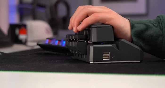 MoveMaster RSG1 单手混合键盘摇杆 - zFrontier 装备前线