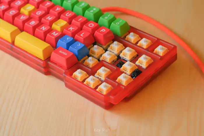 Typface Cosmic Sans R2 客制化机械键盘套件 - zFrontier 装备前线