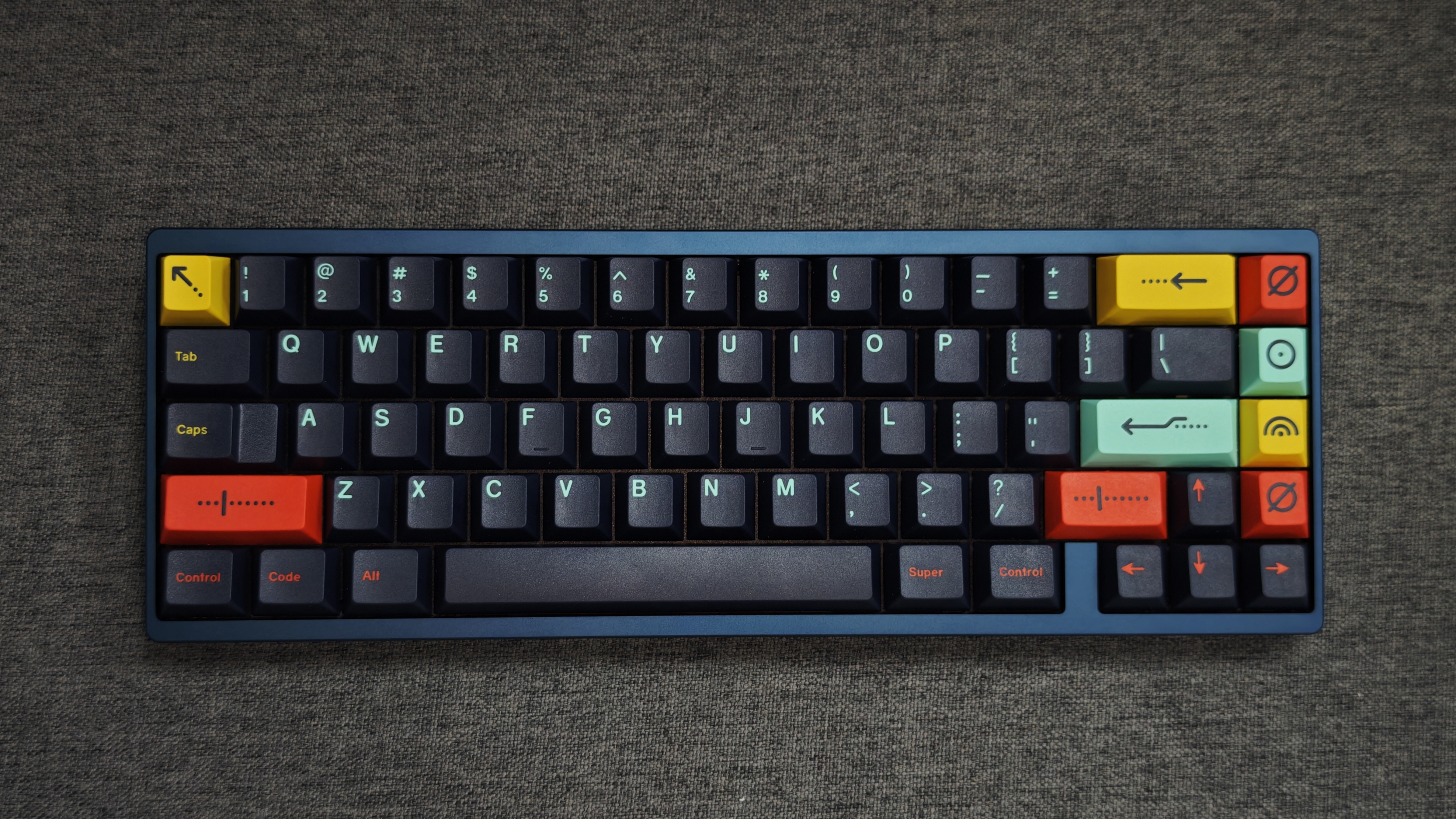 Neo65cu海军蓝+GMK大都会 - zFrontier 装备前线