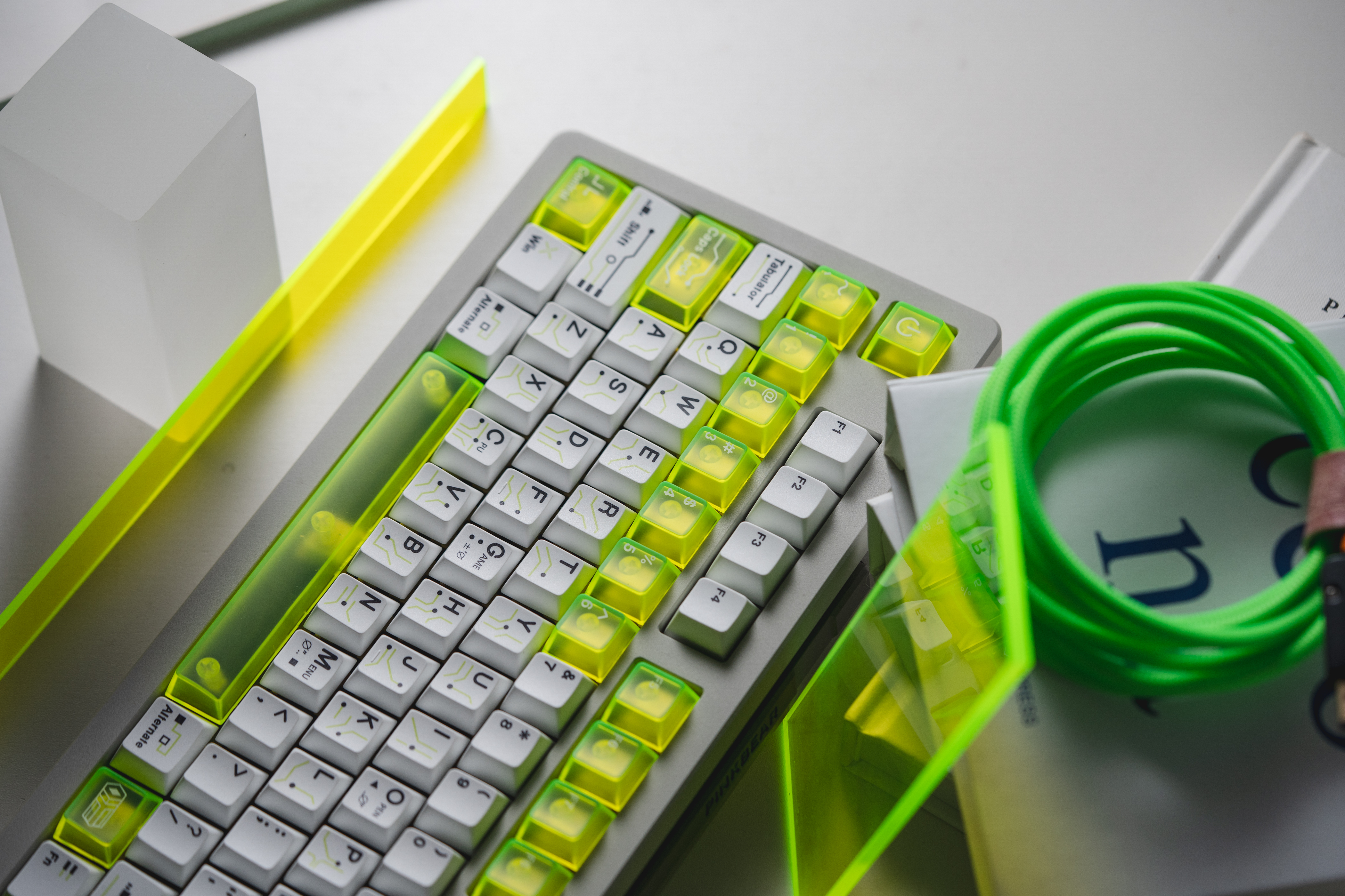 Monster Lab NPCX - zFrontier 装备前线