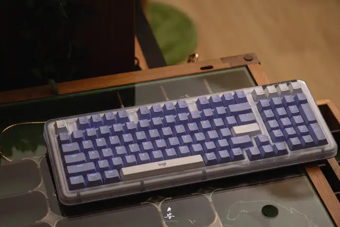 “Bro,看看键盘交个朋友。”// 罗技K98M开箱 - zFrontier 装备前线