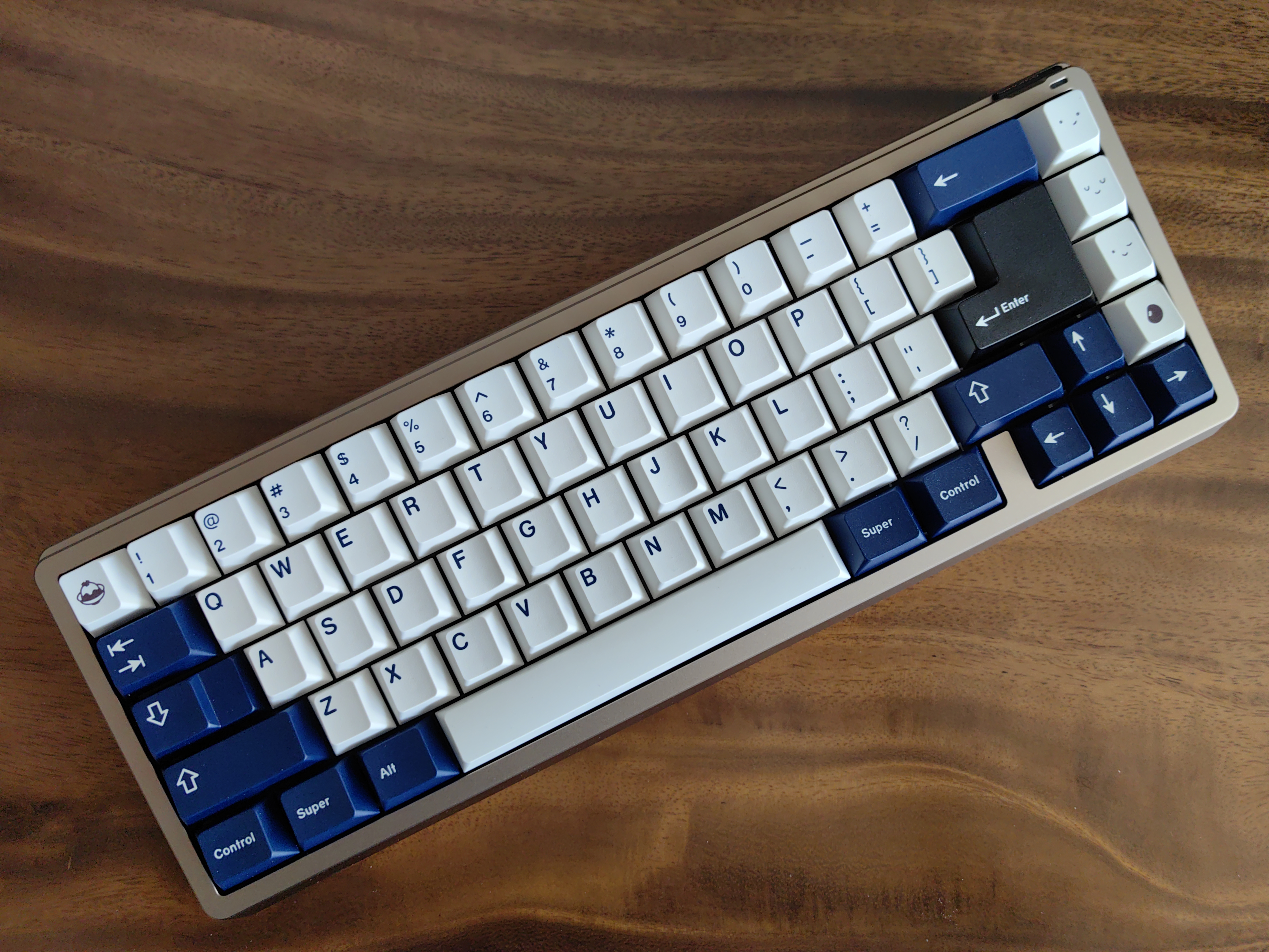 GMK CYL Rudy R2 键帽 - zFrontier 装备前线