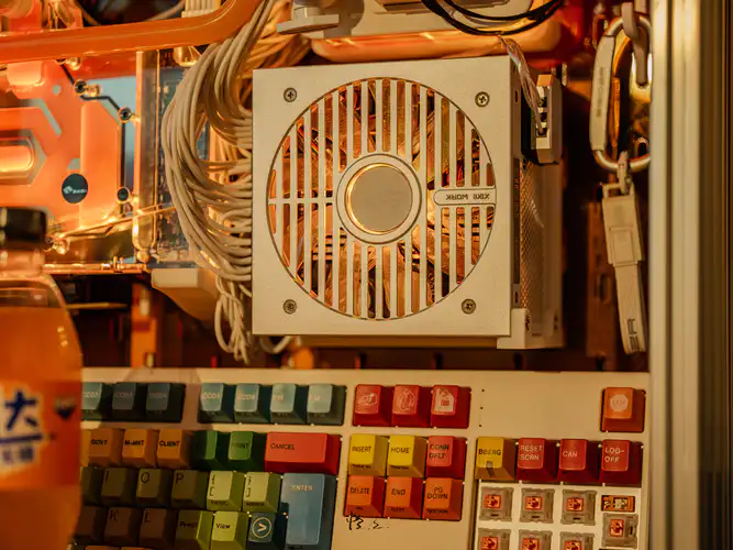 梦想改造家系列番外篇二「打工人的命也是命」 - zFrontier 装备前线