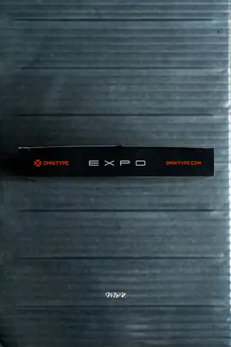 GMK EXPO // NEON 80 - zFrontier 装备前线