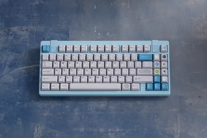 【IC】The Base 75+ R2 - zFrontier 装备前线