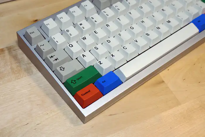 GMK RGBYK 红绿蓝黄黑字增补套装 - zFrontier 装备前线