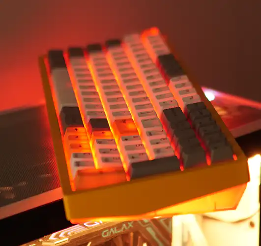 Heavy Shell Kira96 蓝牙双模机械键盘-全透版 - zFrontier 装备前线